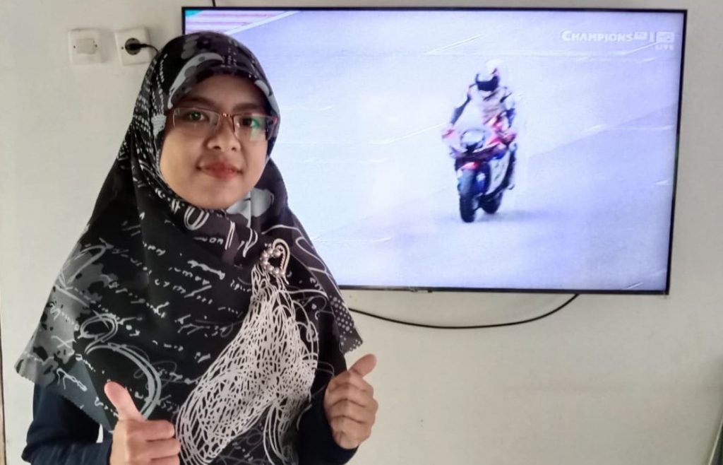 Harna Yulistiyarini: Pendidik yang Pantas Menjadi Teladan - NaikPangkat.com