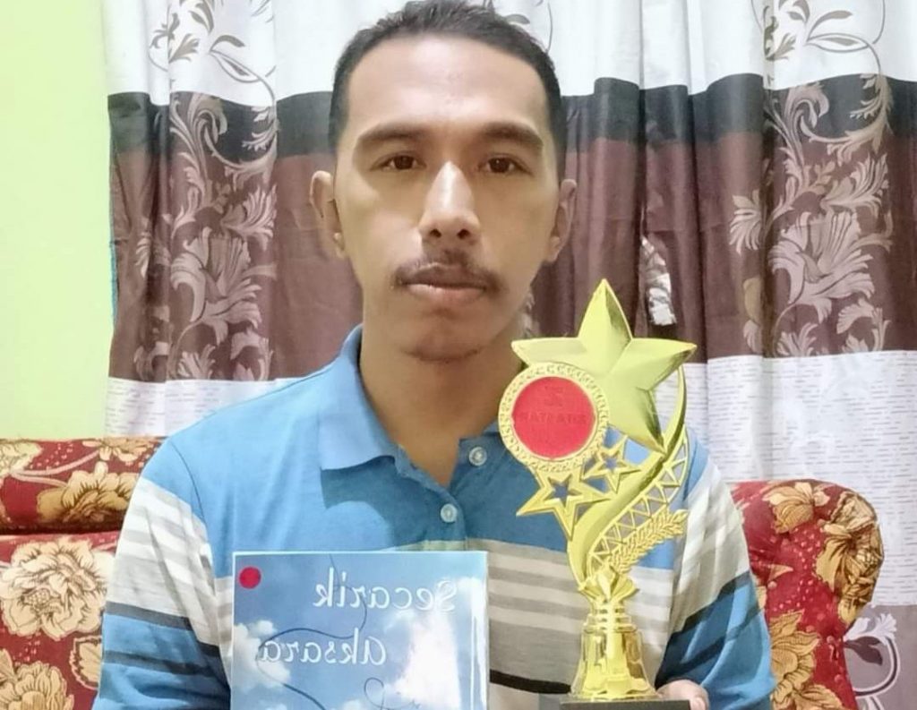 Krisman Lameanda: Karena Aku Seorang Guru - NaikPangkat.com